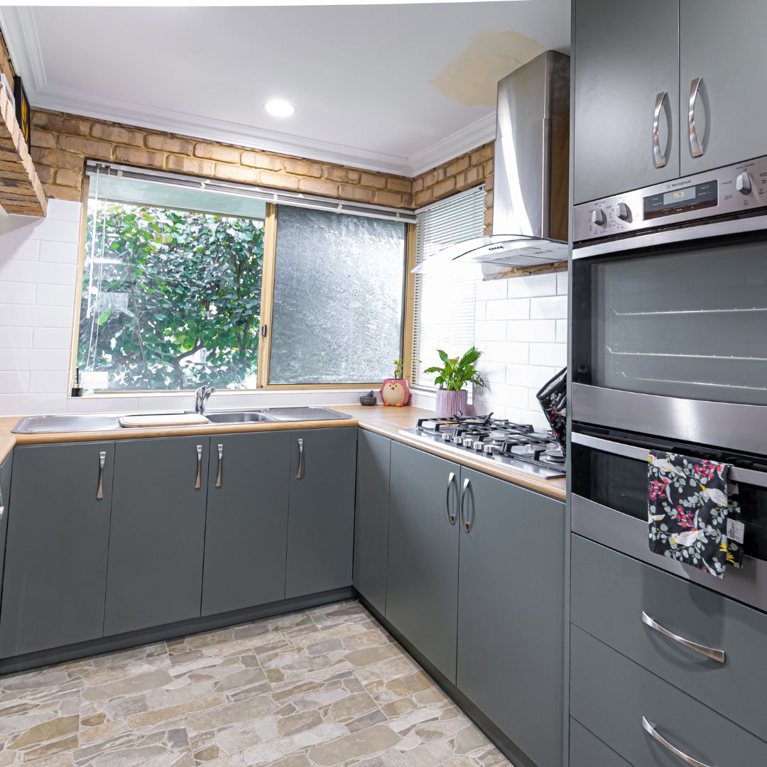Expert Kitchen Renovation Services in 18 Ropele, Parkwood | Cabinets WA
